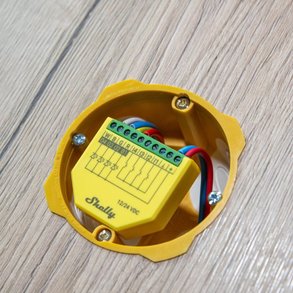 Shelly Plus RGBW PM WiFi RGBW Controller with Power Measuring | LinuxKit